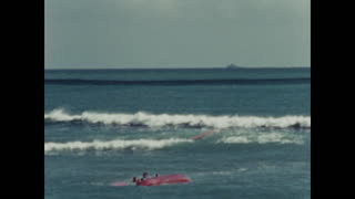 GG31355 1940s HAWAII WAIKIKI BEACH, SURFING, MAUNA LOA VOLCANO ERUPTION ...